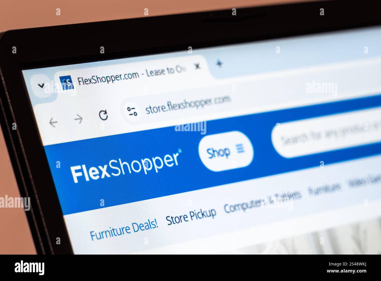 New York, USA - January 10, 2025: FlexShopper website showcasing rent ...