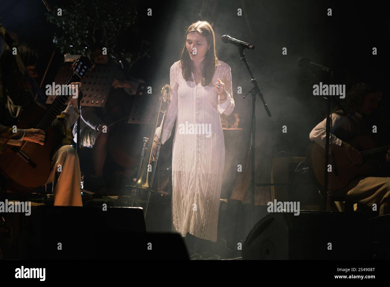 Madrid, Spain. 10th Jan, 2025. Singer Rita Payes performs during the ...