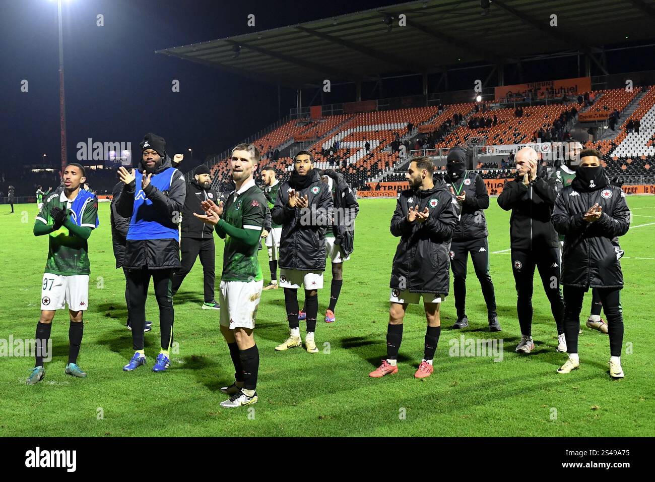 Equipe de football du Red Star during the Ligue 2 BKT match between ...