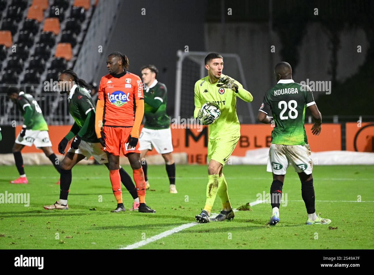 40 Robin RISSER (red) during the Ligue 2 BKT match between Laval and ...