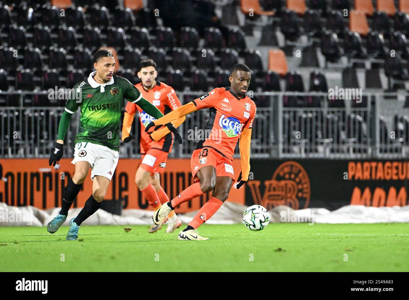97 Samuel RENEL (red) - 10 Kevin ZOHI (slmfc) during the Ligue 2 BKT match between Laval and Red ...