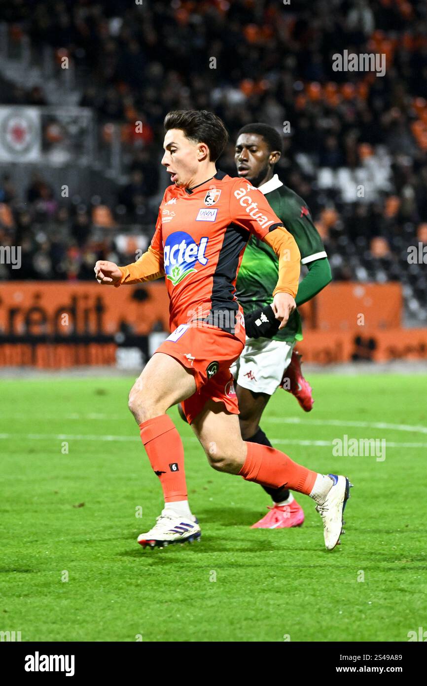 06 Sam SANNA (slmfc) during the Ligue 2 BKT match between Laval and Red ...