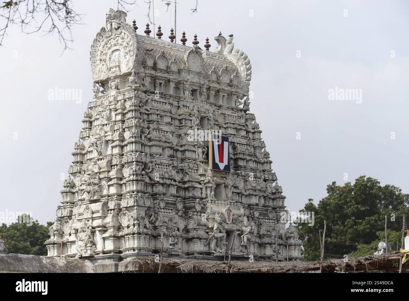 Coastal temple of Mahabalipuram, Mamallapuram, Detailed Indian temple ...