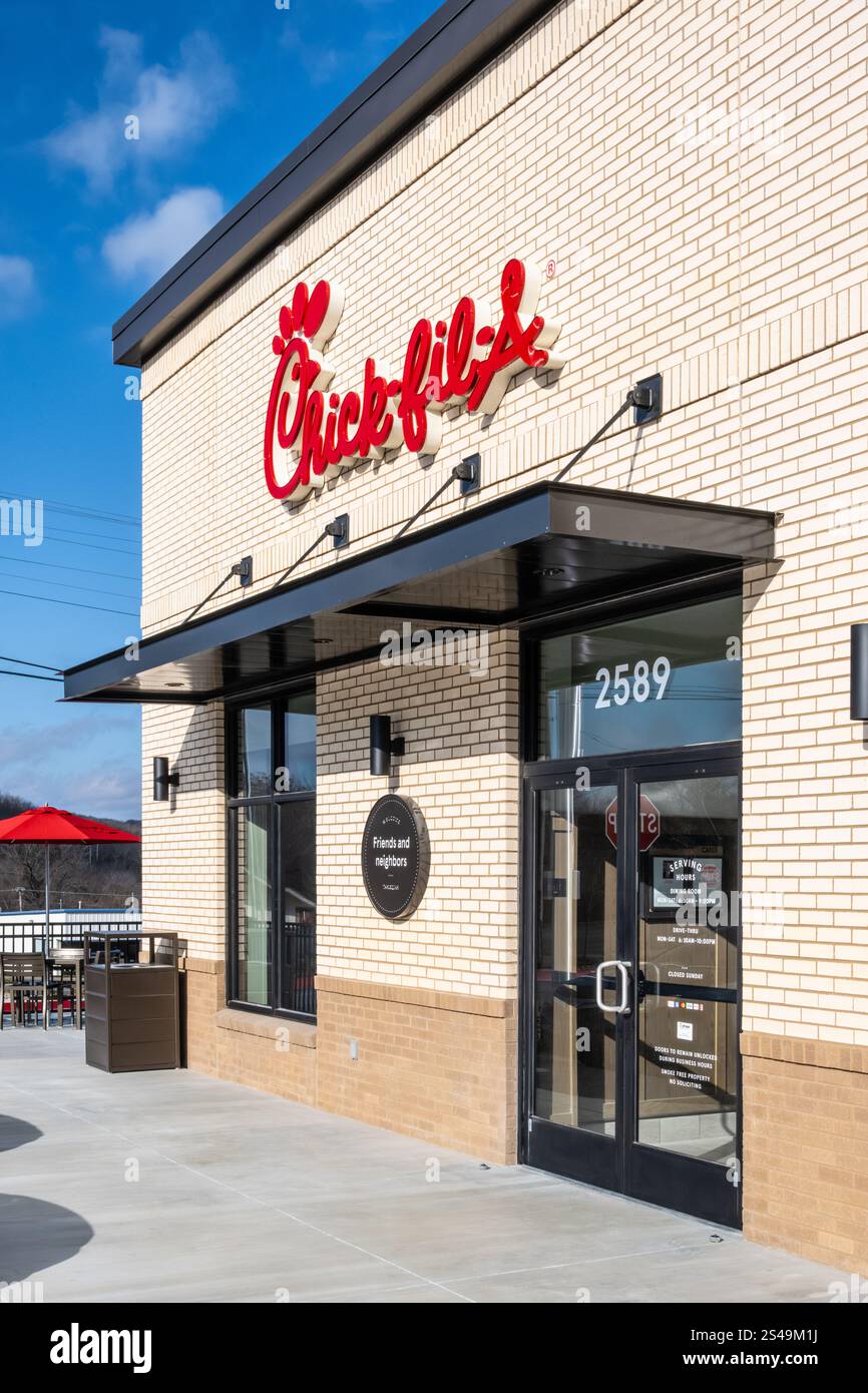 New Chick-fil-A restaurant in Tahlequah, Oklahoma. (USA Stock Photo - Alamy