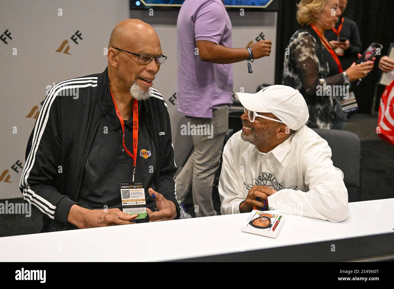 New York, United States. 16th Aug, 2024. Kareem Abdul-Jabbar (left) and ...