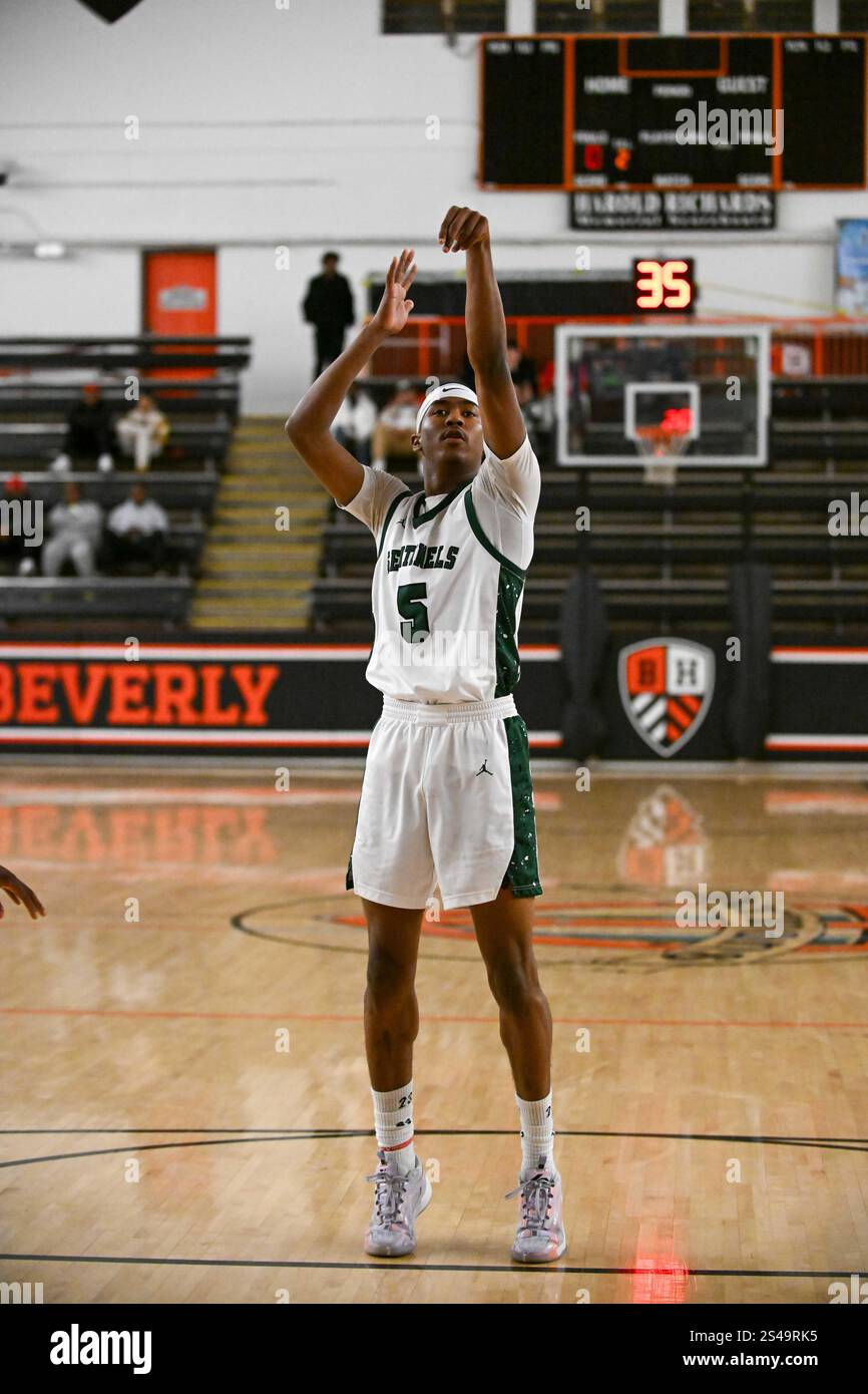 Inglewood Sentinels point guard Jason Crowe Jr (5) during a high school ...