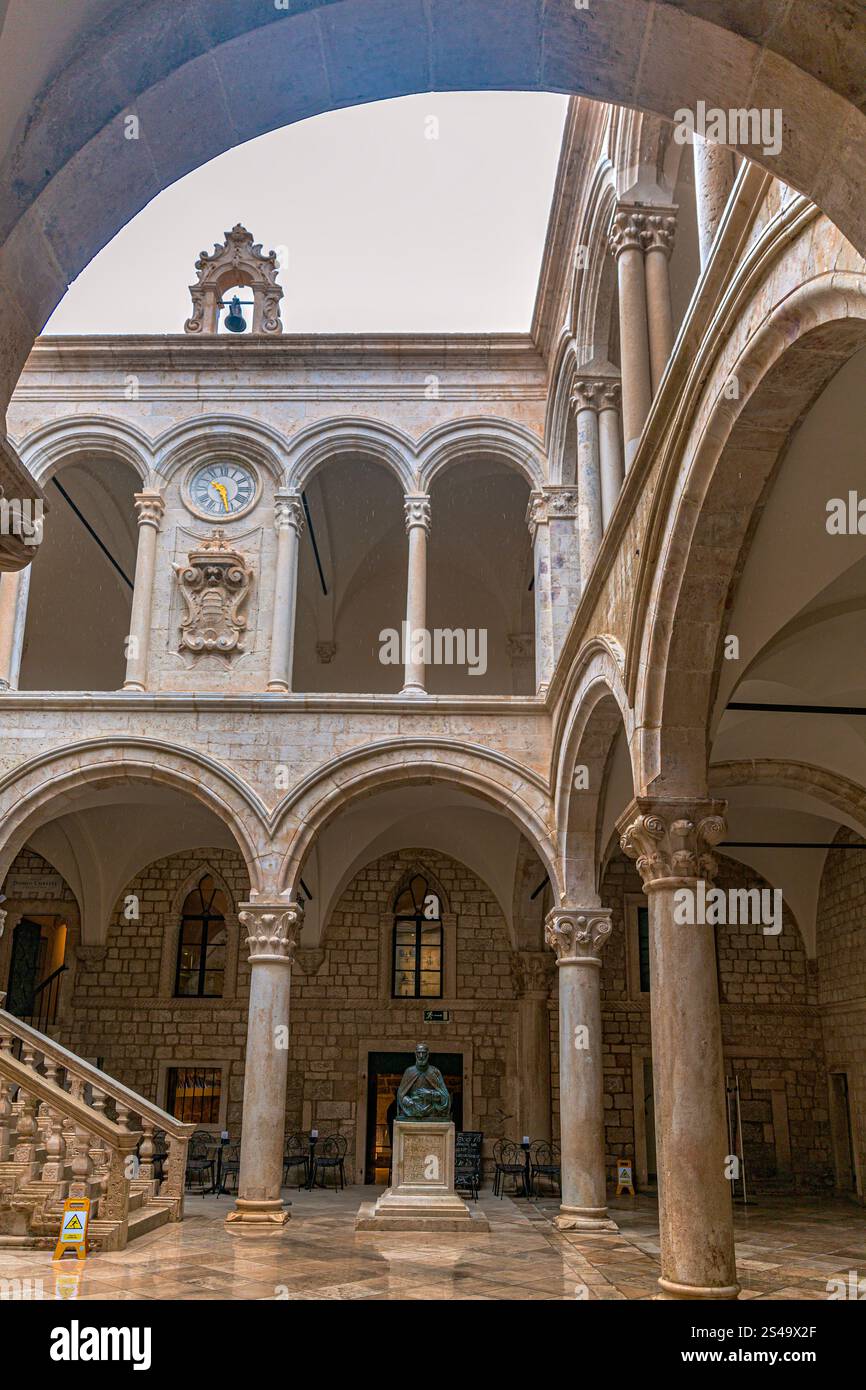 Architectural Detail of The Franciscan Monastery in Dubrovnik Stock ...
