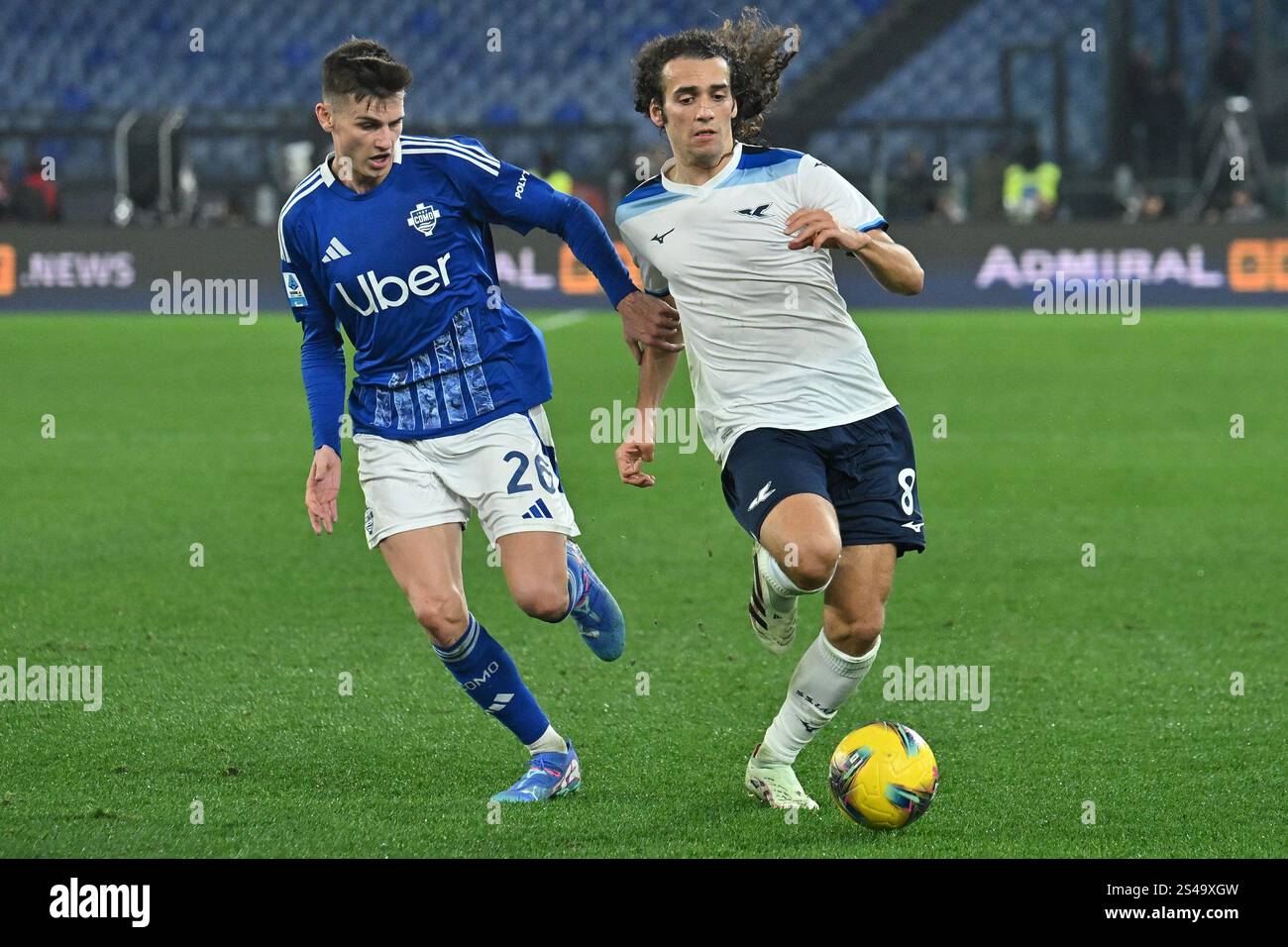 Rome, Italy. 10th Jan, 2025. Yannik Engelhardt of Como, Matteo Guendouzi of SS Lazio during the ...