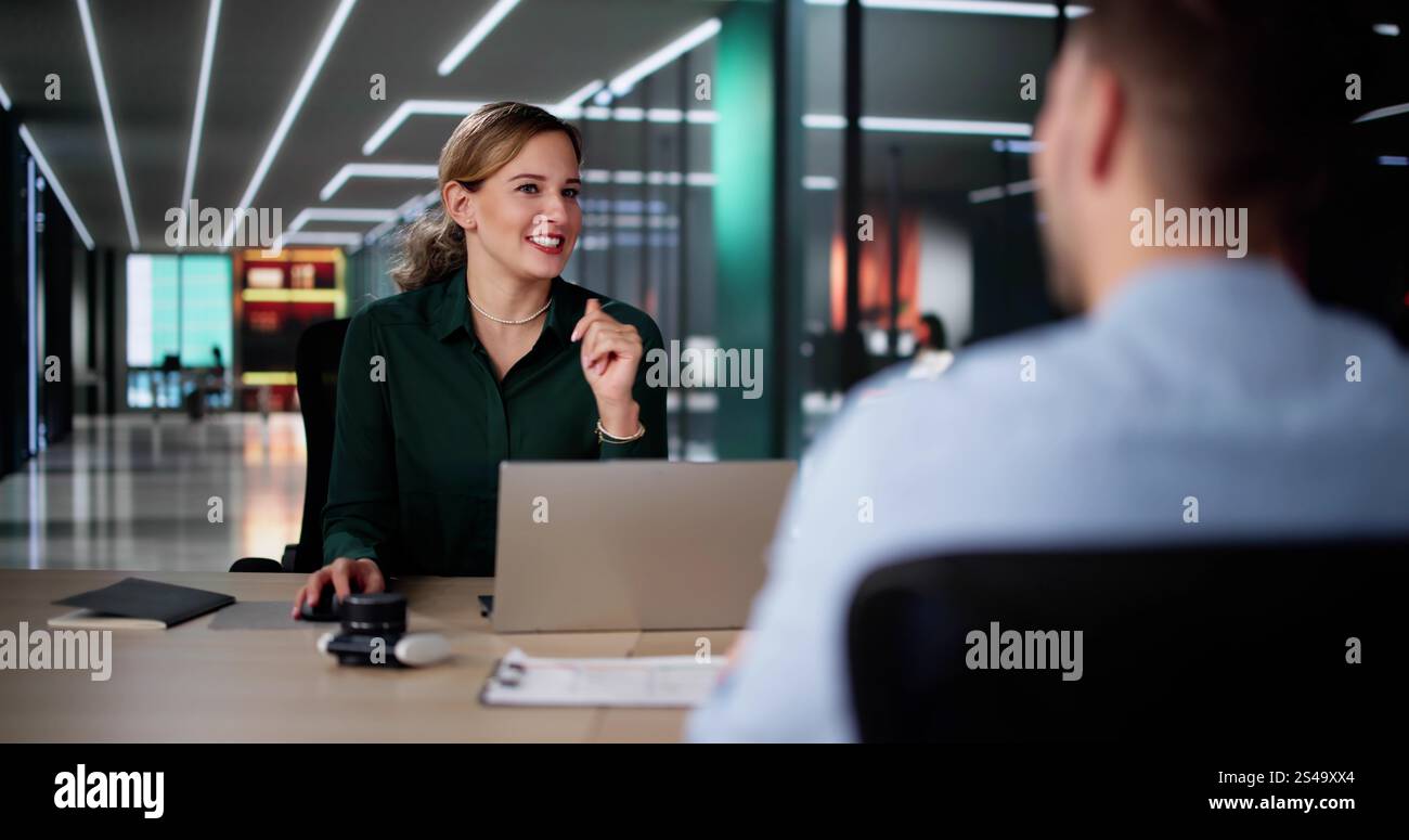 Female police office interview hi-res stock photography and images - Alamy