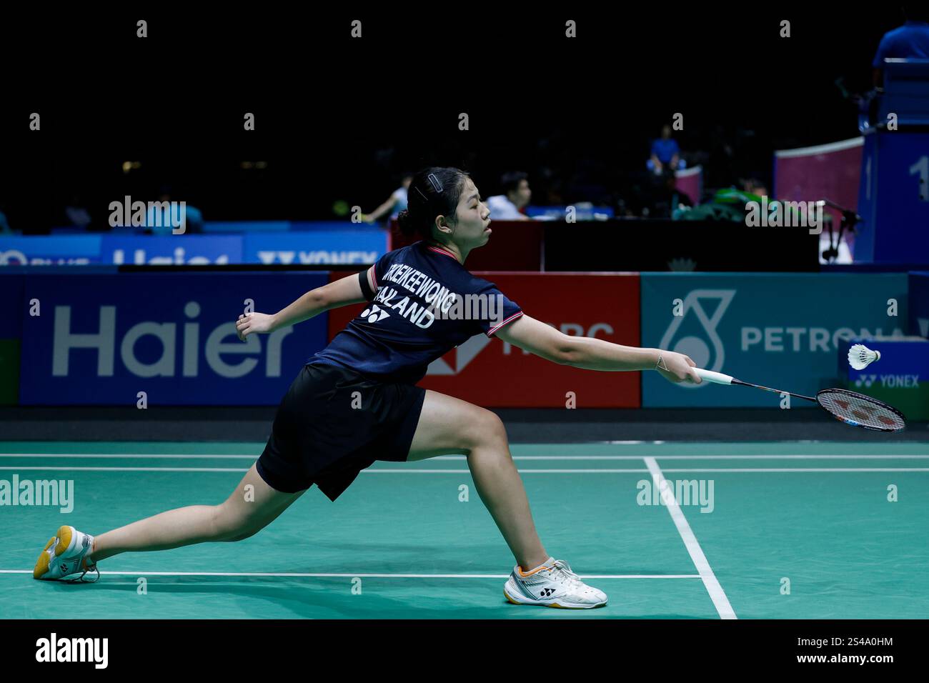Pornpicha Choeikeewong of Thailand plays against Han Yue of China (not ...