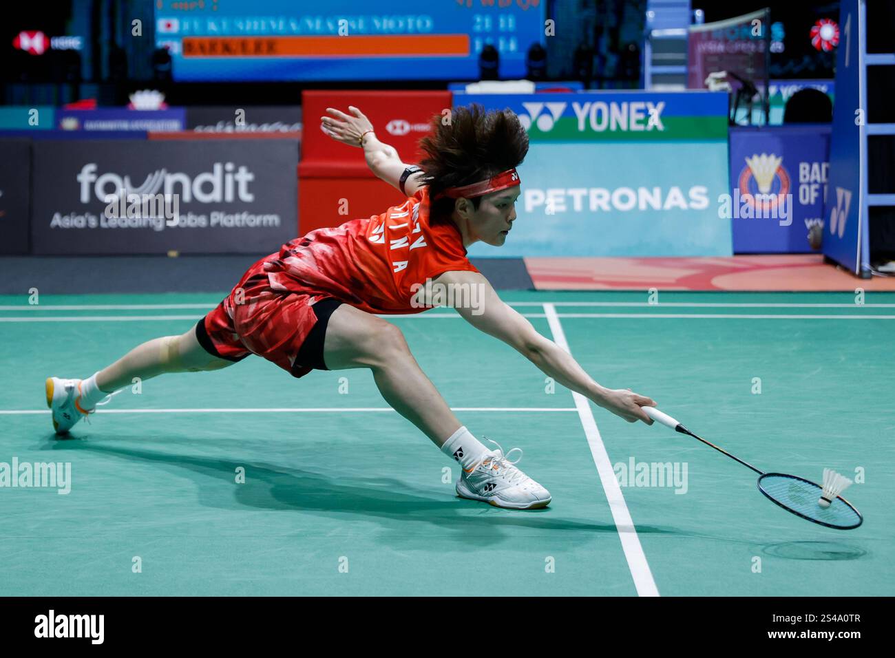 Kuala Lumpur, Malaysia. 10th Jan, 2025. Wang Zhi Yi of China plays against Yeo Jia Min of ...