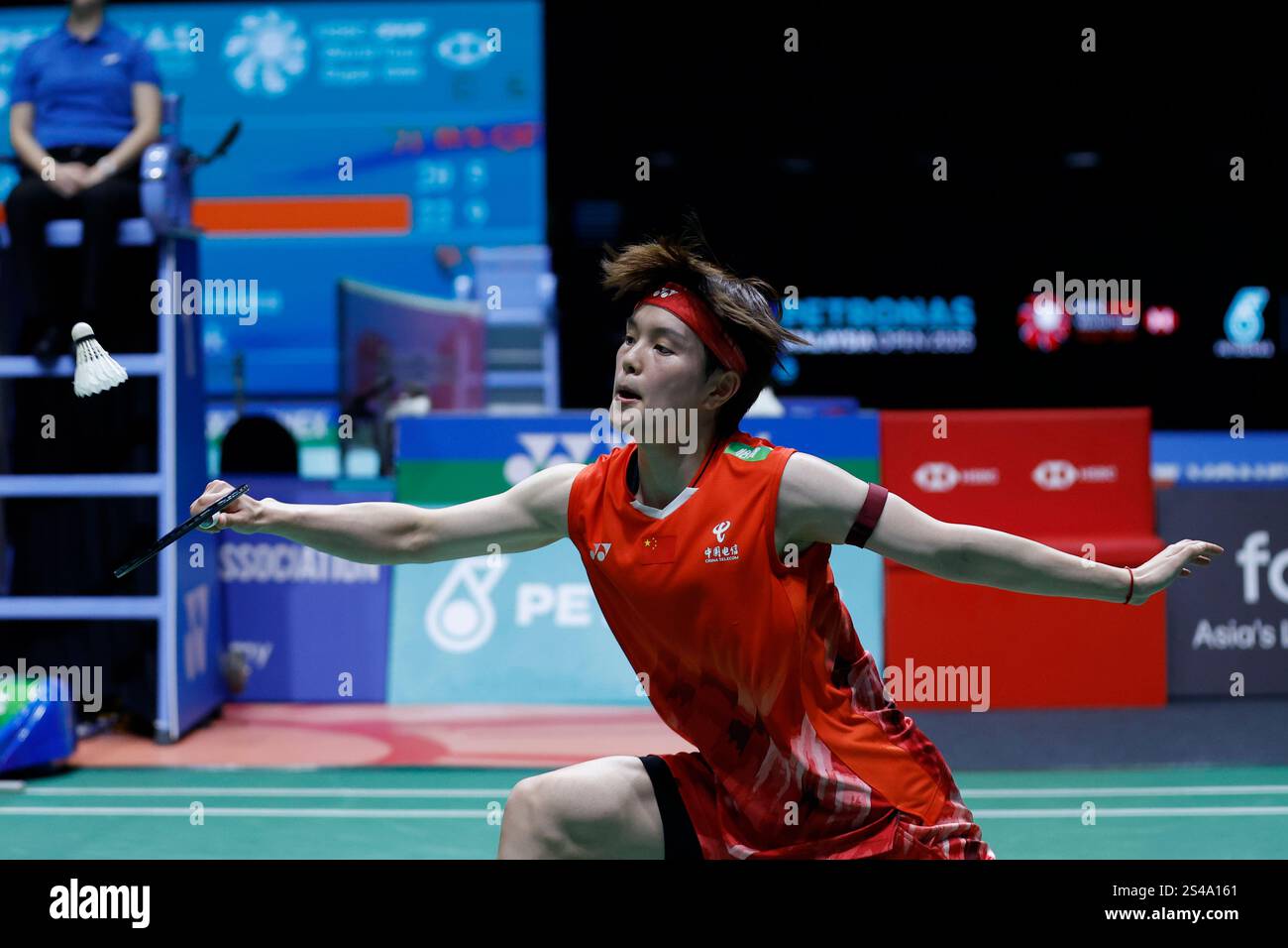 Kuala Lumpur, Malaysia. 10th Jan, 2025. Wang Zhi Yi of China plays against Yeo Jia Min of ...