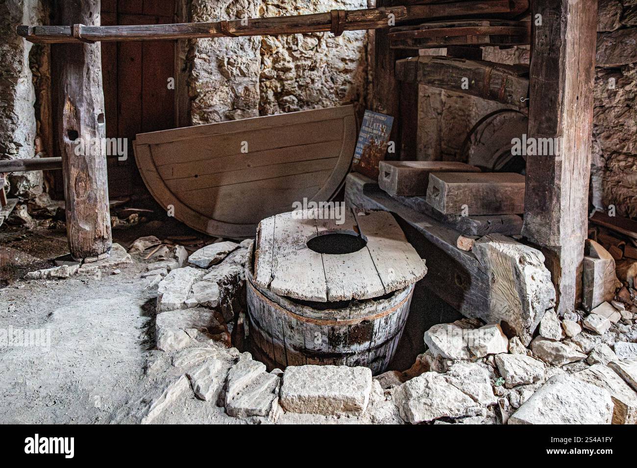 Traditional Olive Mill in Dubrovnik's Arboretum Stock Photo - Alamy