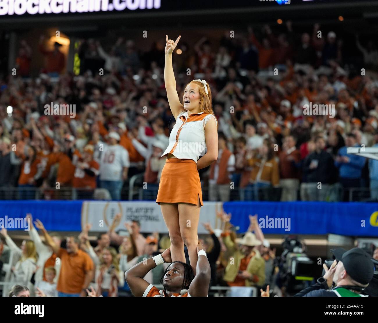 Arlington, Texas, USA. 10th Jan, 2025. A Texas cheerleader seen during ...