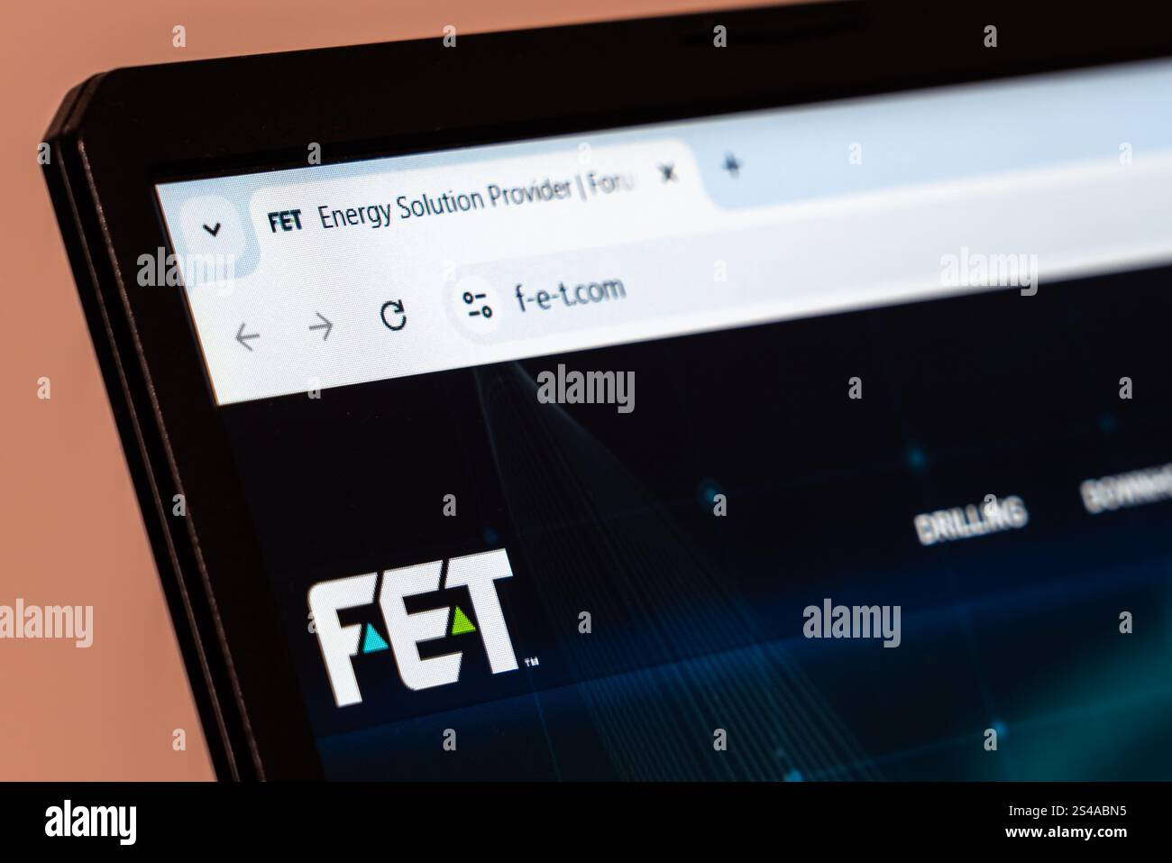 New York, USA - January 10, 2025: FET website highlighting energy ...