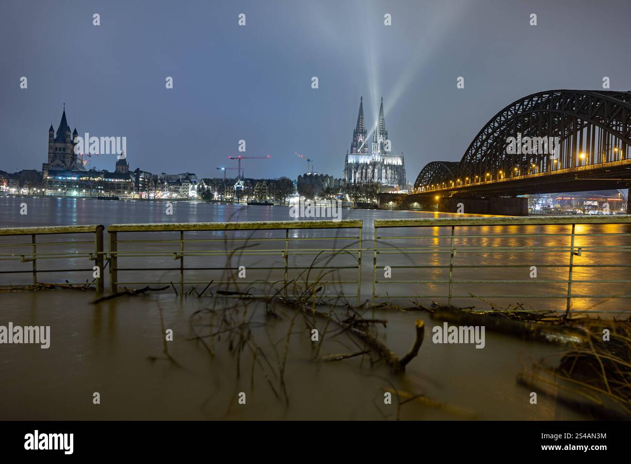 Hochwasser Rhein Koln