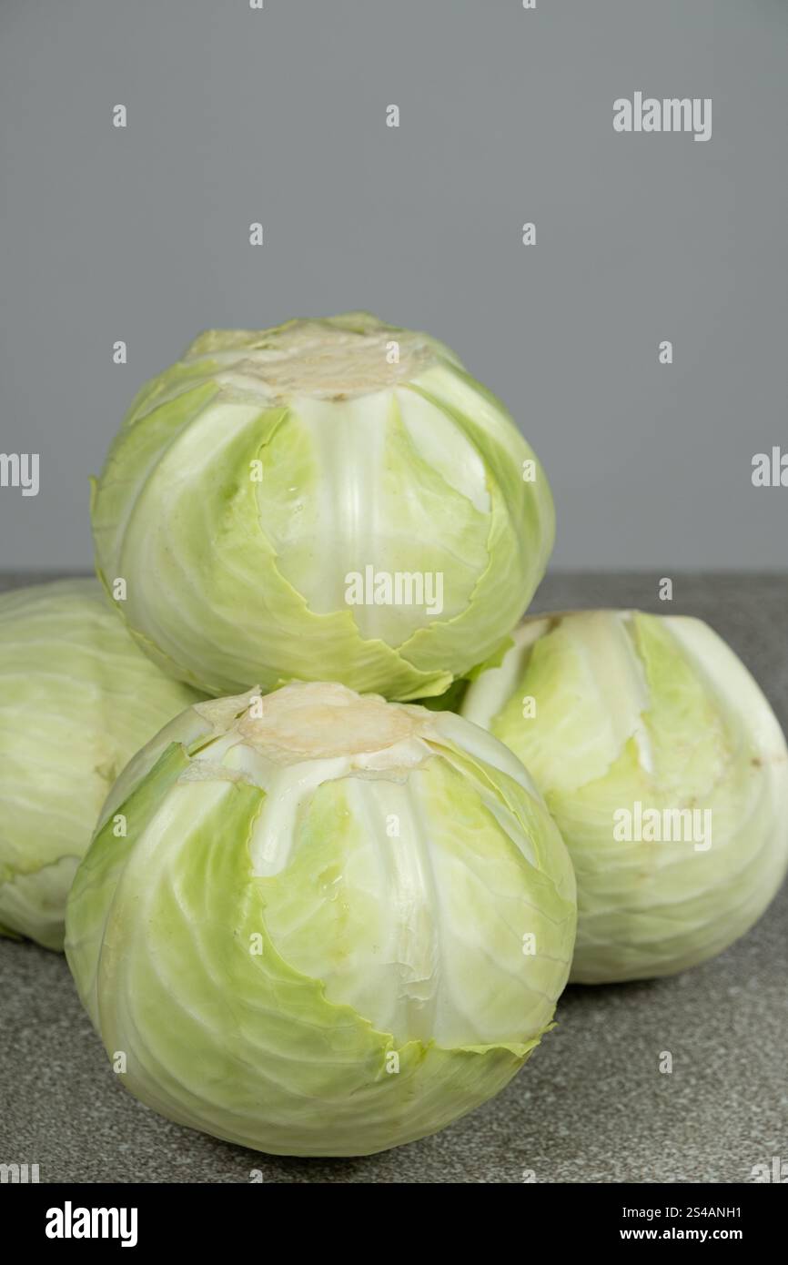 Whole heads of fresh white cabbage close-up Stock Photo - Alamy