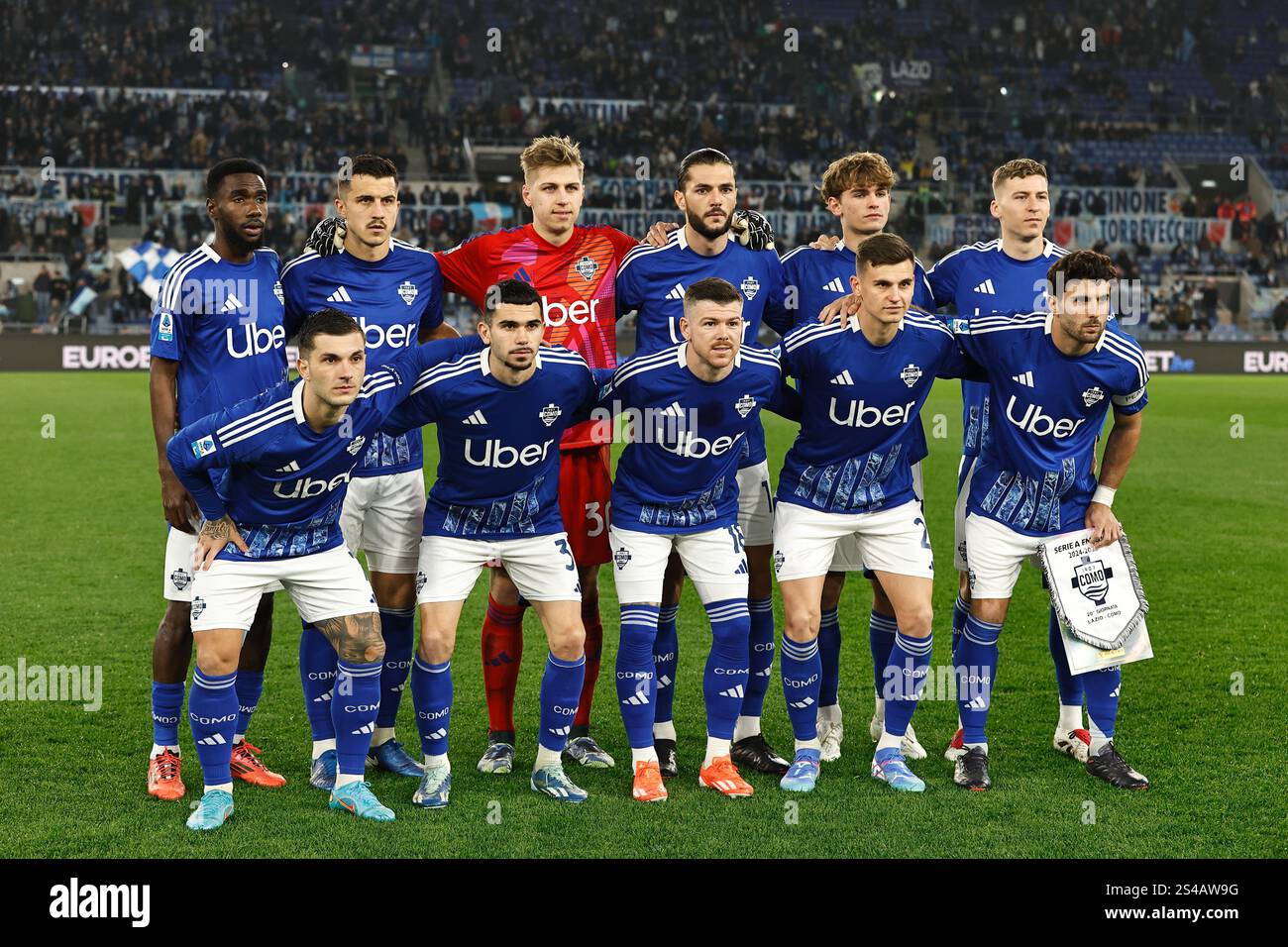 Roma, Italy. 10th Jan, 2025. Como team group line-up (Como) Football ...
