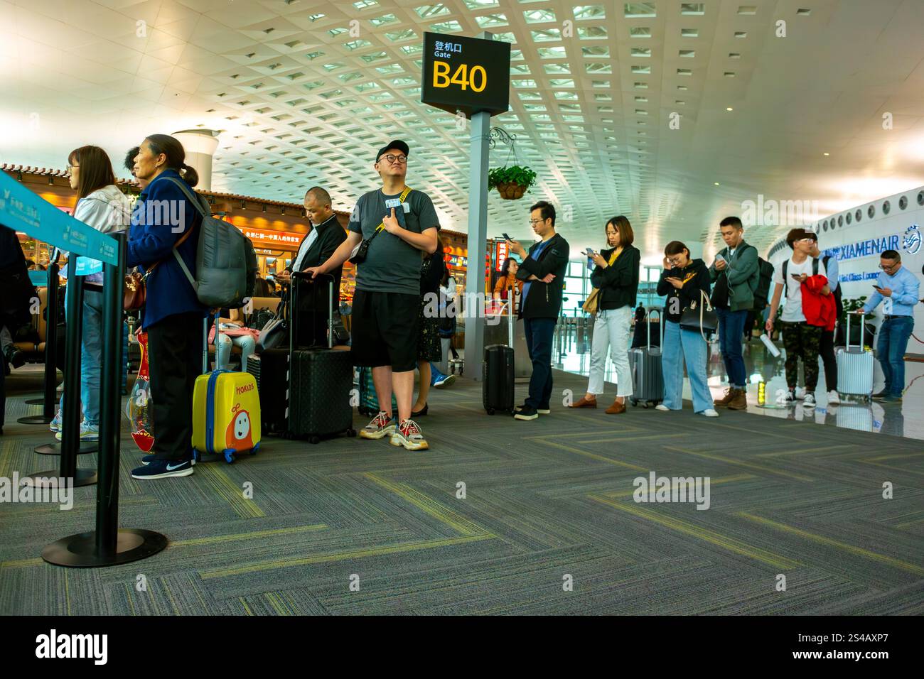 Chengdu, China, Sichuan, Crowd People, Chinese Tourists, Boarding ...