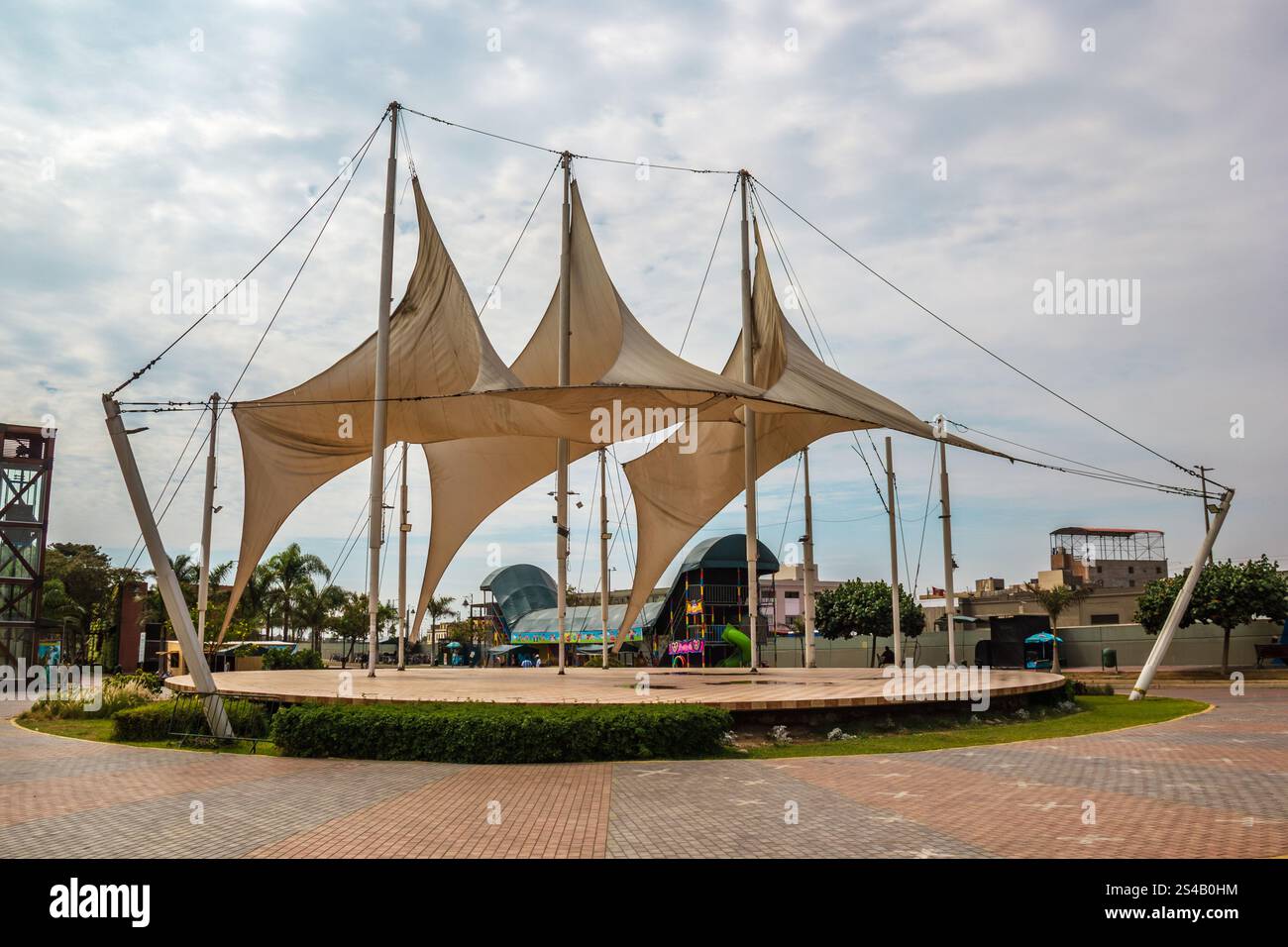 Amphitheater at Park of the Wall - Lima, Peru Stock Photo - Alamy