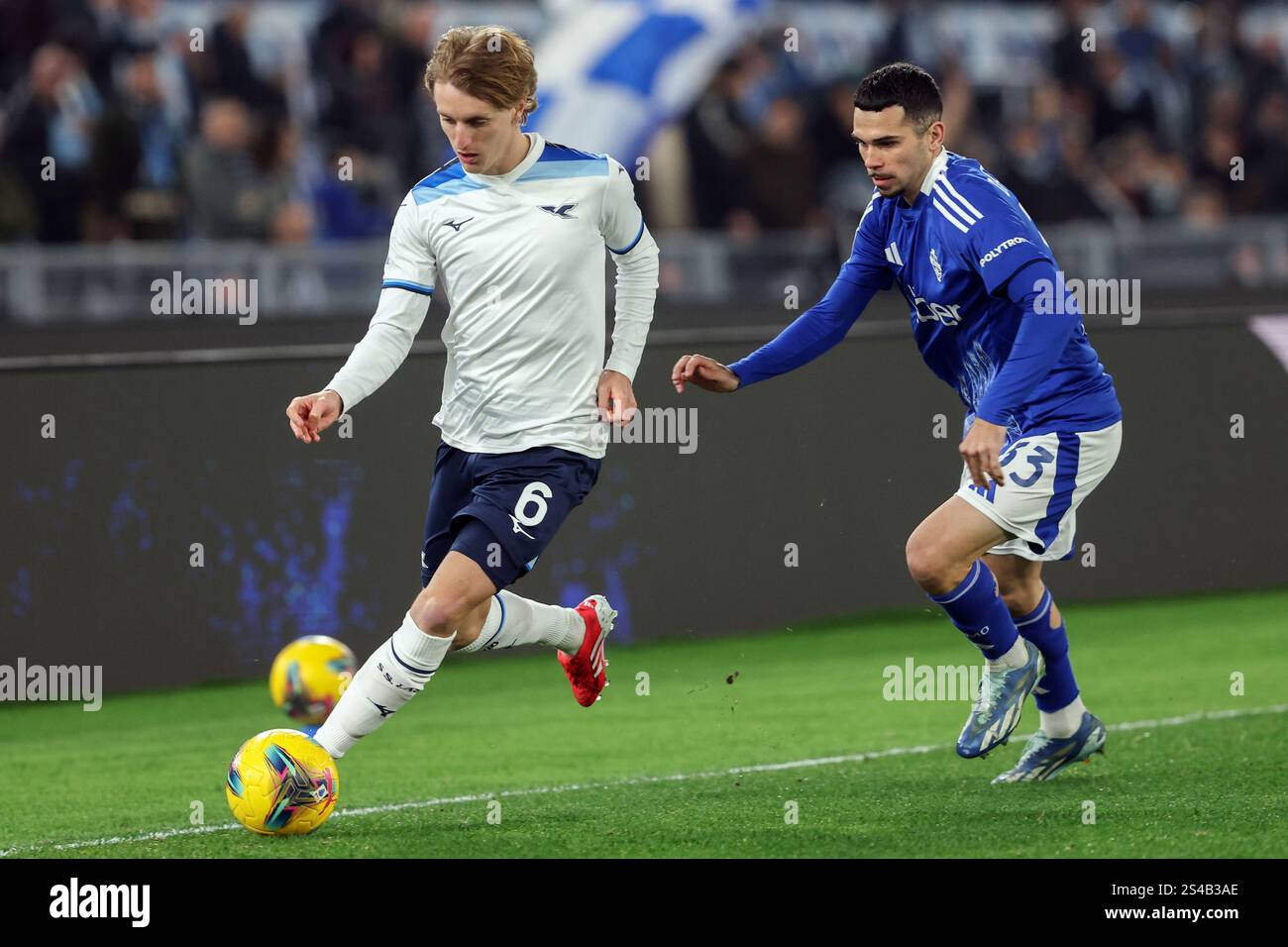 Rome, Italy. 10th Jan, 2025. Nicolo Rovella of Lazio, Lucas Cunha of Como seen in action during ...