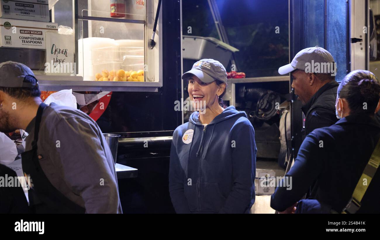 Pacific Palisades, California, USA. 9th Jan, 2025. WCK Volunteer and ...