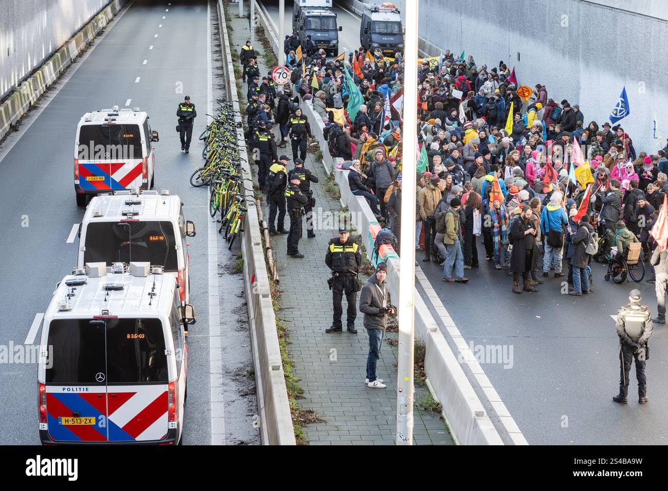 Den Haag, Netherlands. 01.02.2025. Extinction Rebellion activists ...