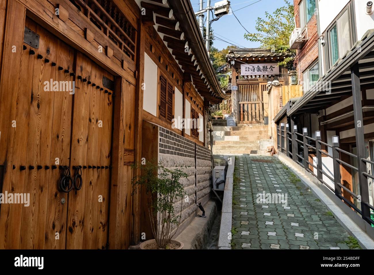 Traditional Korean architecture old houses and street view at Bukchon ...