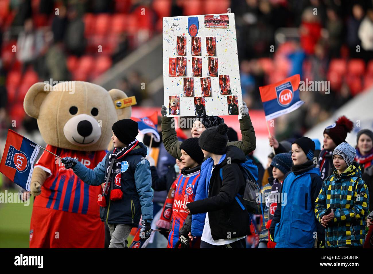 Maskottchen Paule 1. FC Heidenheim 1846 FCH mit Paule-Bande Kinder ...