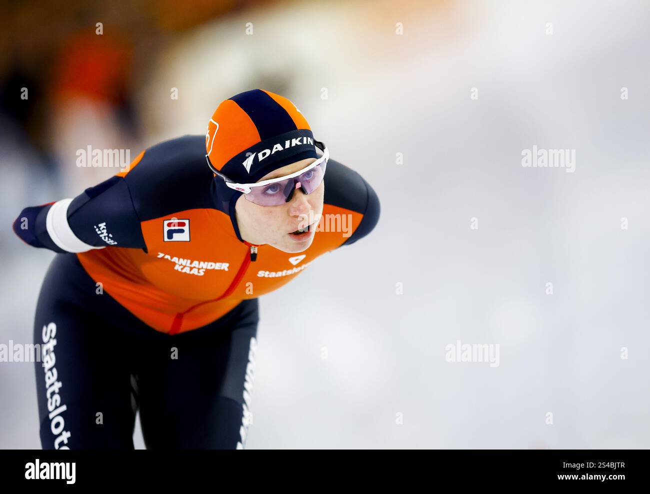 HEERENVEEN - Merel Conijn (Netherlands) in action on the women's 3000 ...