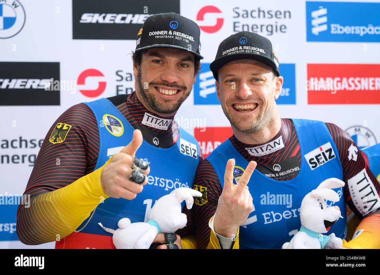 Altenberg, Germany. 11th Jan, 2025. Luge: World Cup, doubles, men, 2nd run; Tobias Wendl (l) and ...