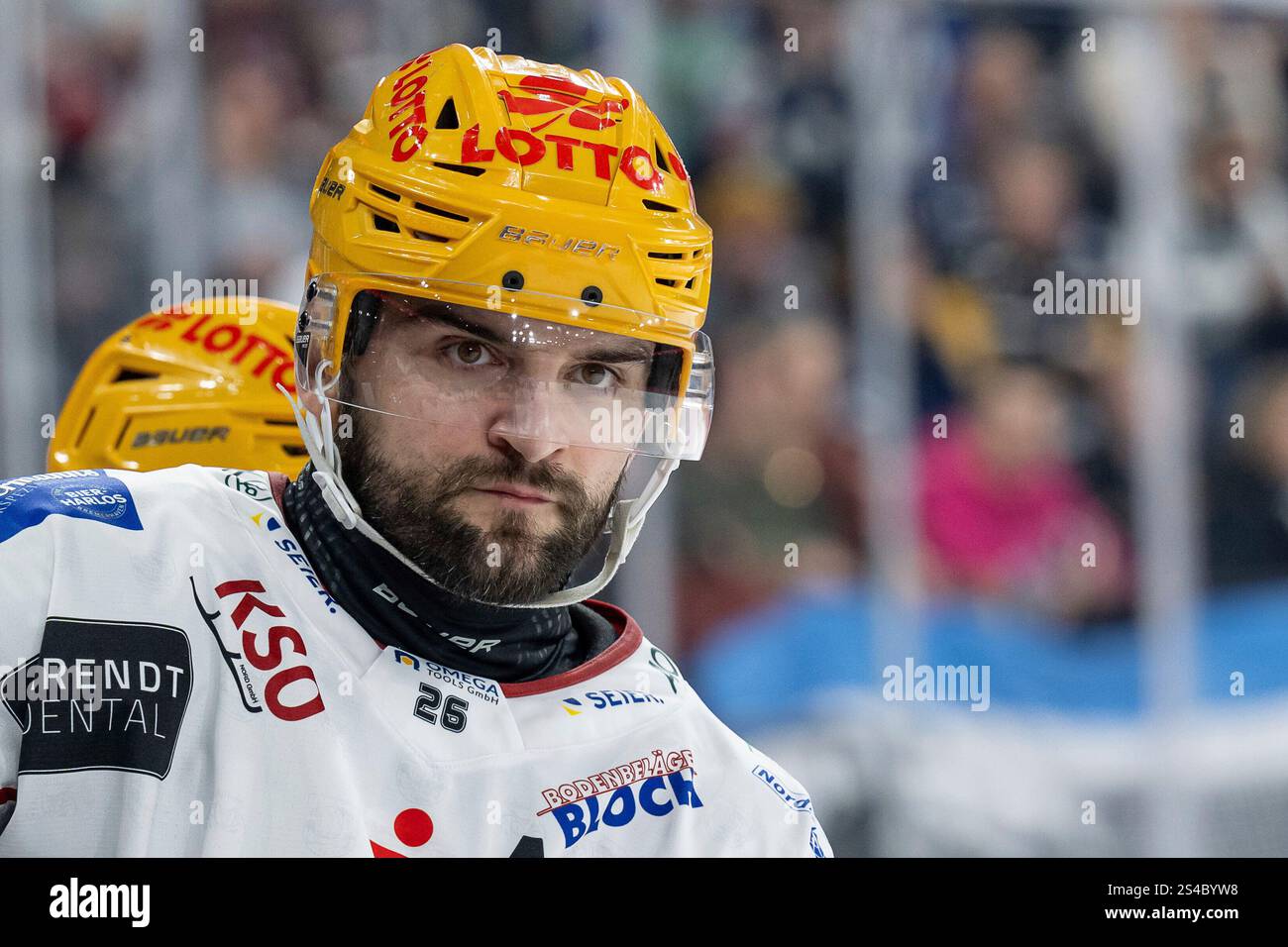 Muenchen, Deutschland. 10th Jan, 2025. Dominik Uher (Fischtown Pinguins ...