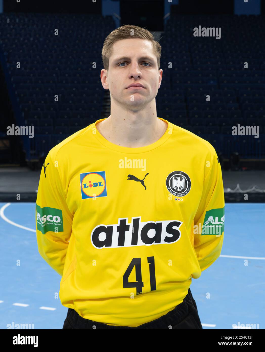 Hamburg, Germany. 10th Jan, 2025. Handball: DHB team media day before ...