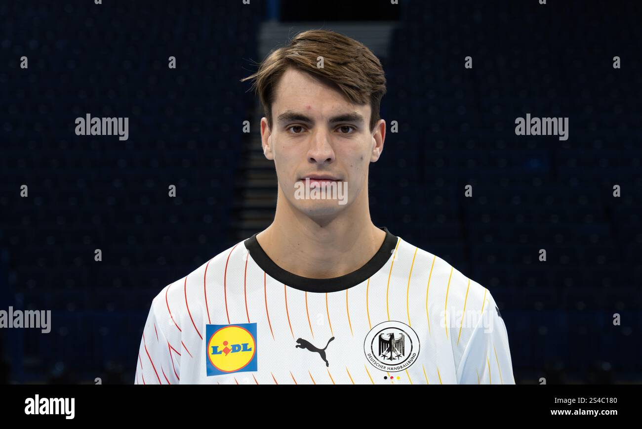 10 January 2025, Hamburg: Handball: DHB team media day before the World ...