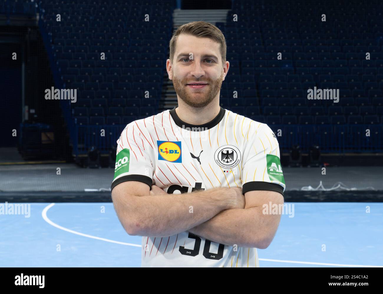 Hamburg, Germany. 10th Jan, 2025. Handball: DHB team media day before ...