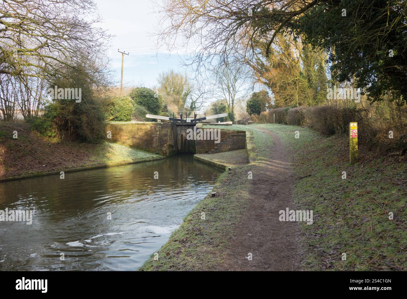 Ebstree canal lock Staffs & Worcs canal Stock Photo - Alamy