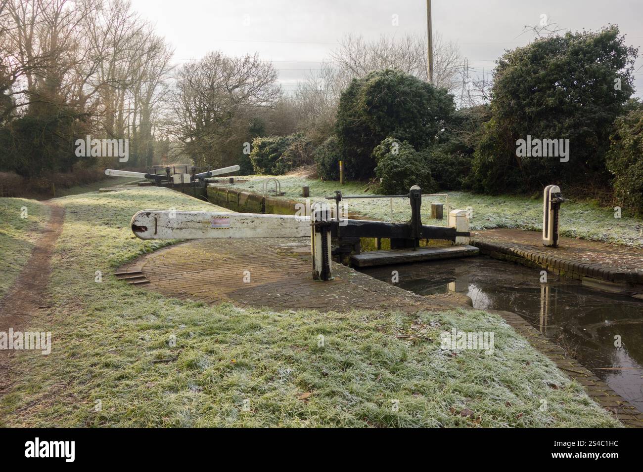 Ebstree canal lock Staffs & Worcs canal Stock Photo - Alamy