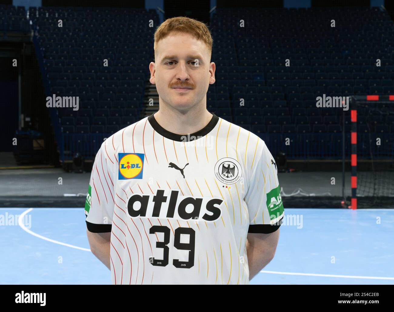 Hamburg, Germany. 10th Jan, 2025. Handball: DHB team media day before ...