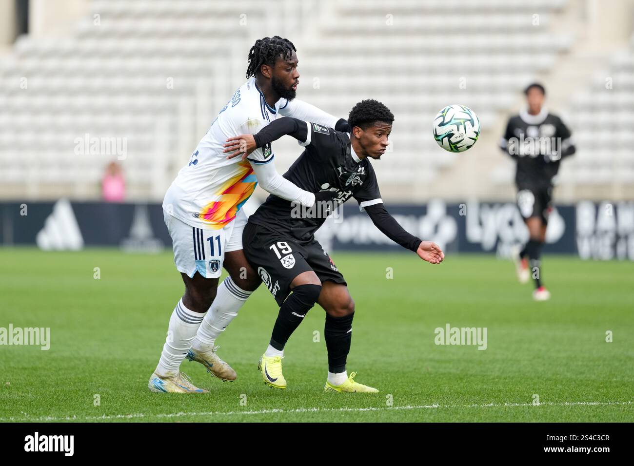 19 Remy VITA (asc) - 11 Jean-Philippe KRASSO (pfc) during the Ligue 2 ...