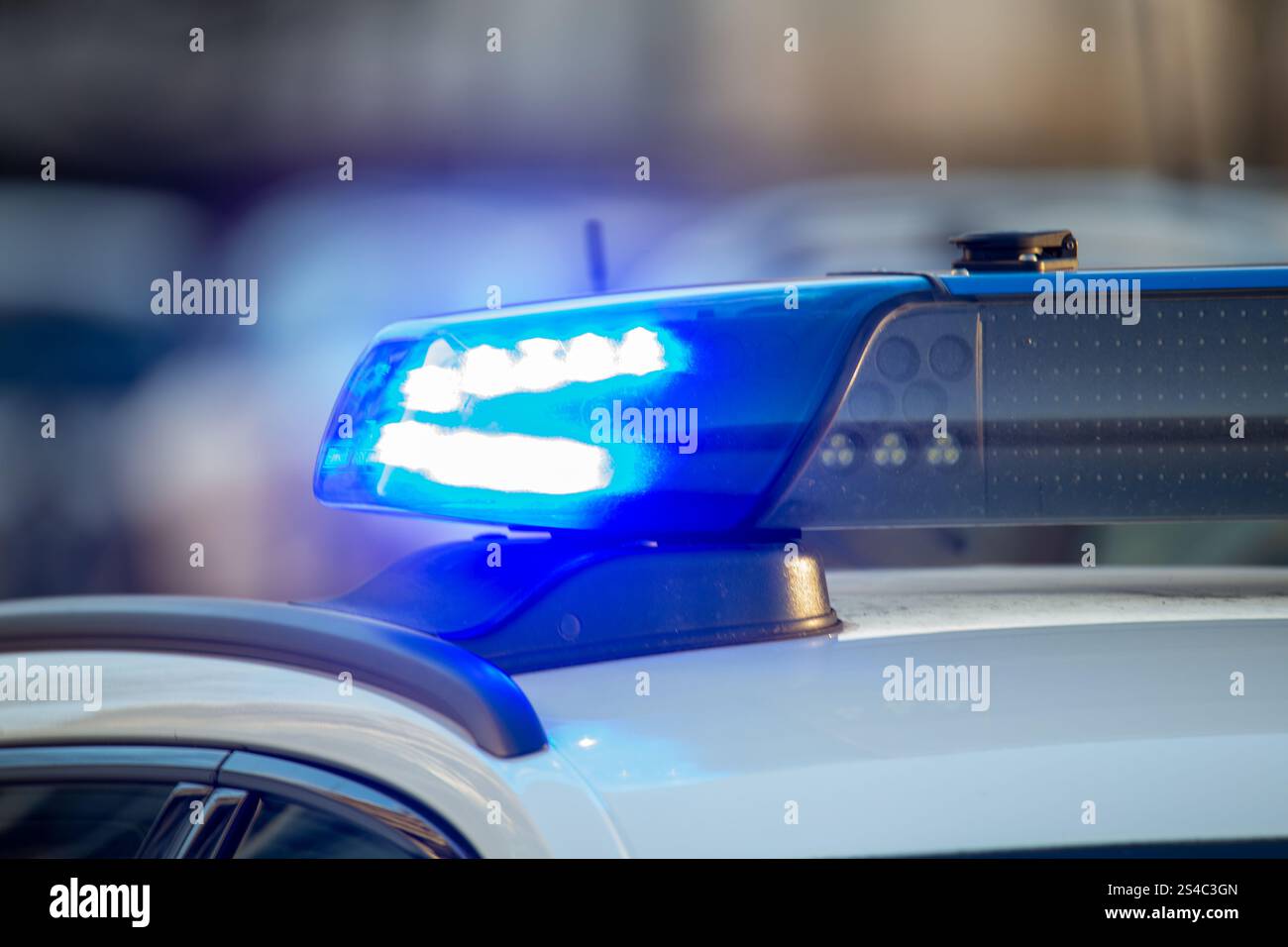 Symbol image of a police operation: Close-up of a blue light on a ...