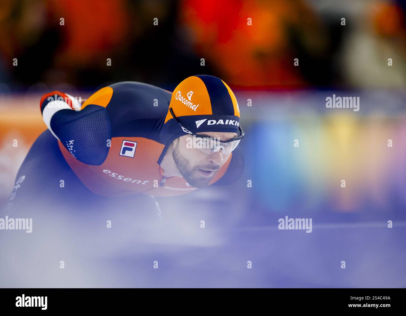 HEERENVEEN - Chris Huizinga (Netherlands) in action on the men's 5000 ...