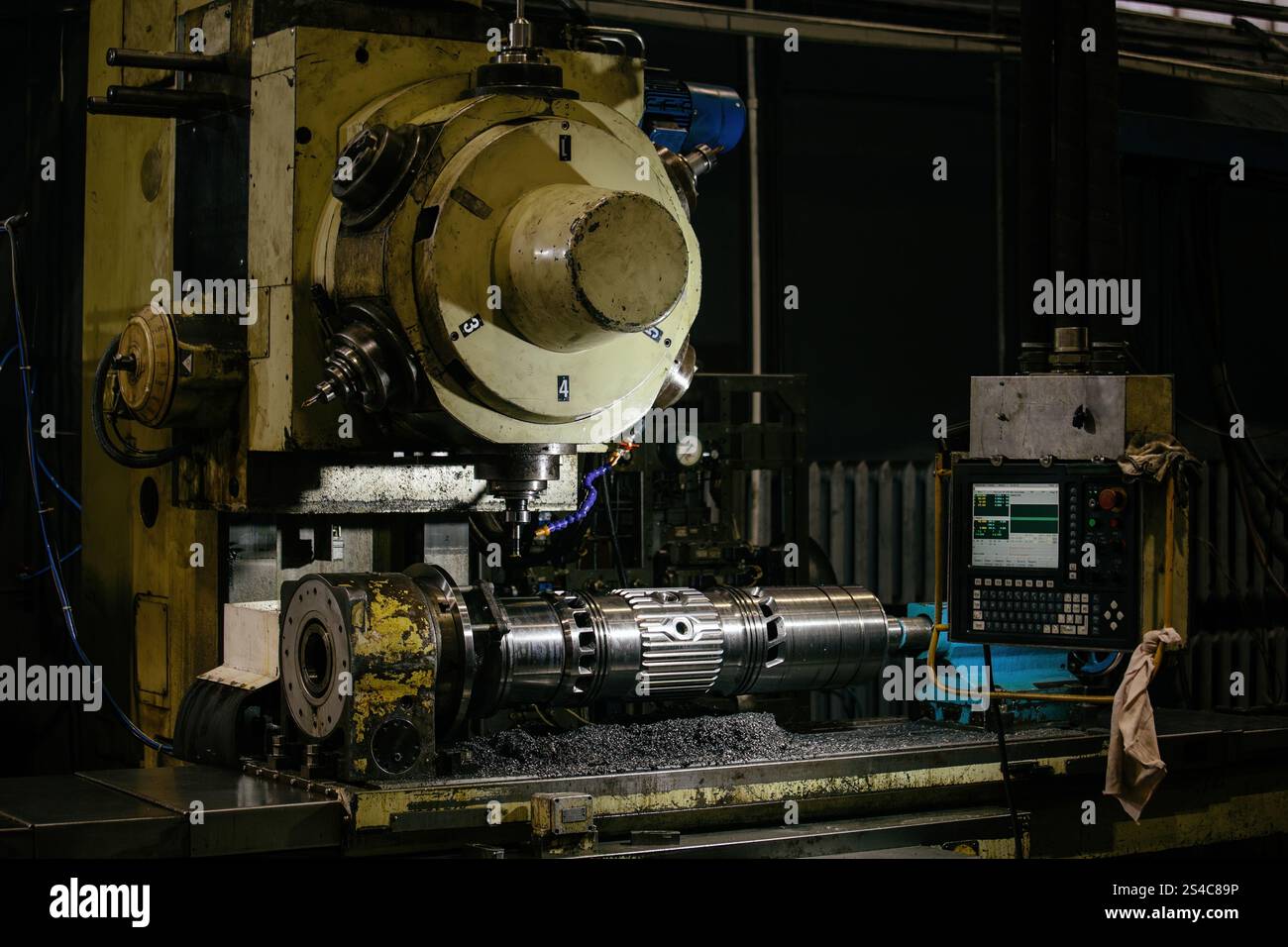 Close up working milling machine hi-res stock photography and images ...