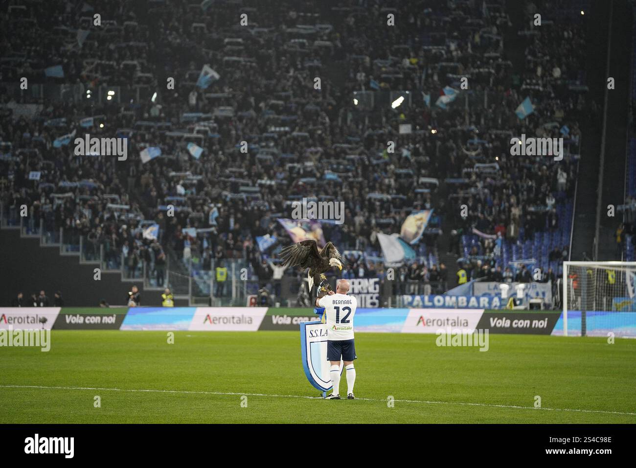 Rome, Italy. 10th Jan, 2025. Juan Bernabe and Olympia during 20th day ...