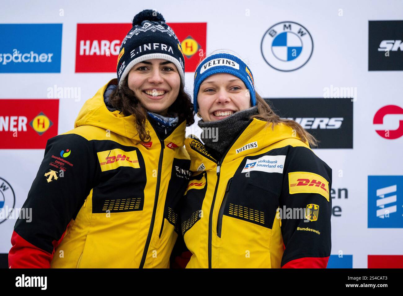 Jessica Degenhardt, Cheyenne Rosenthal (Deutschland) jubeln auf dem ...