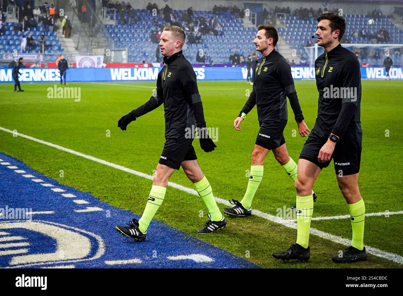 Genk, Belgium. 11th Jan, 2025. GENK, BELGIUM - JANUARY 11: Referee Bert ...