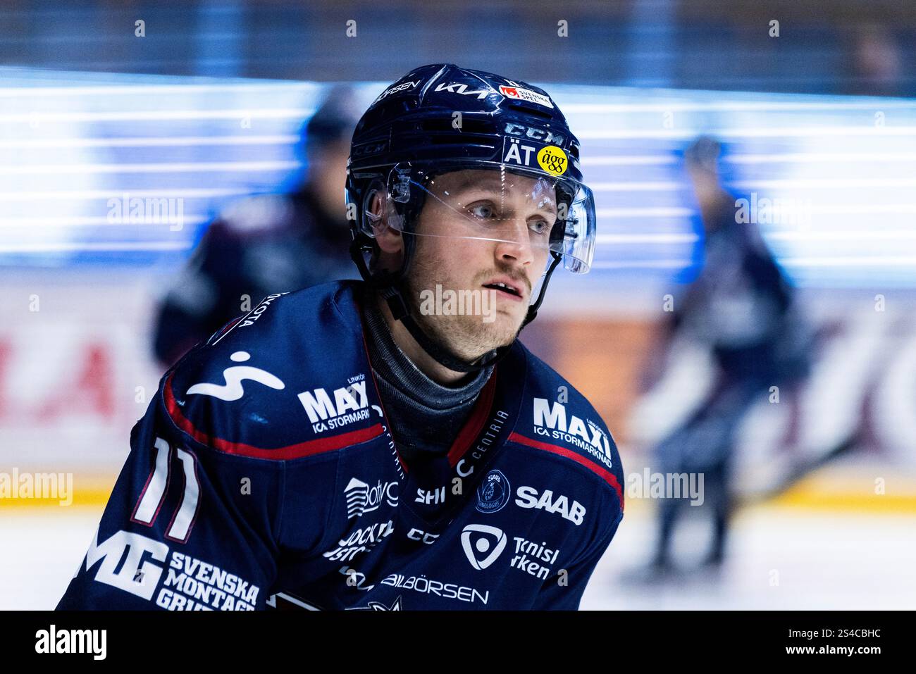 250111 Linköpings Henrik Törnqvist inför ishockeymatchen i SHL mellan Linköping och Modo den 11 ...