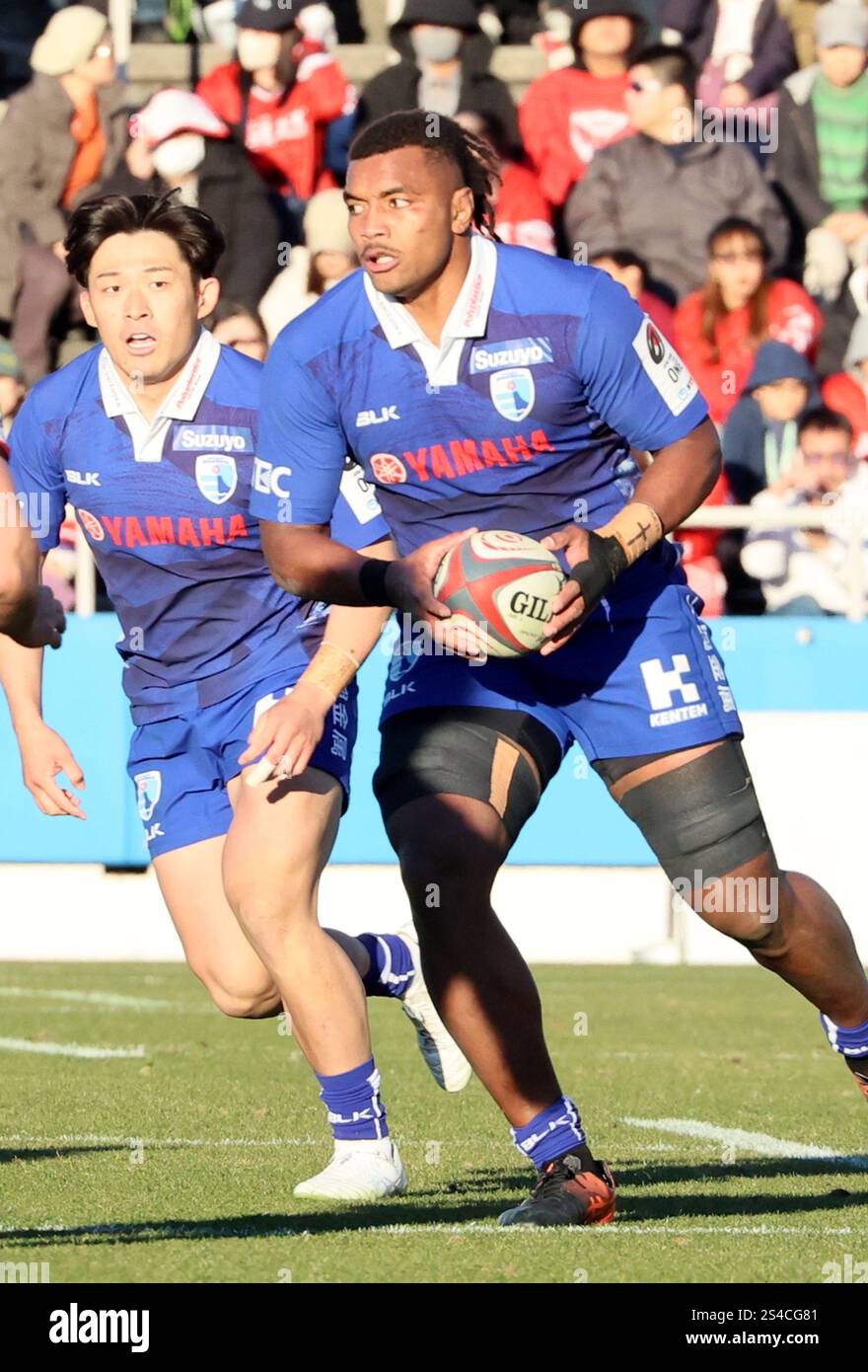 Yokohama, Japan. 11th Jan, 2025. Shizuoka BlueRevs flanker Vueti Tupou ...