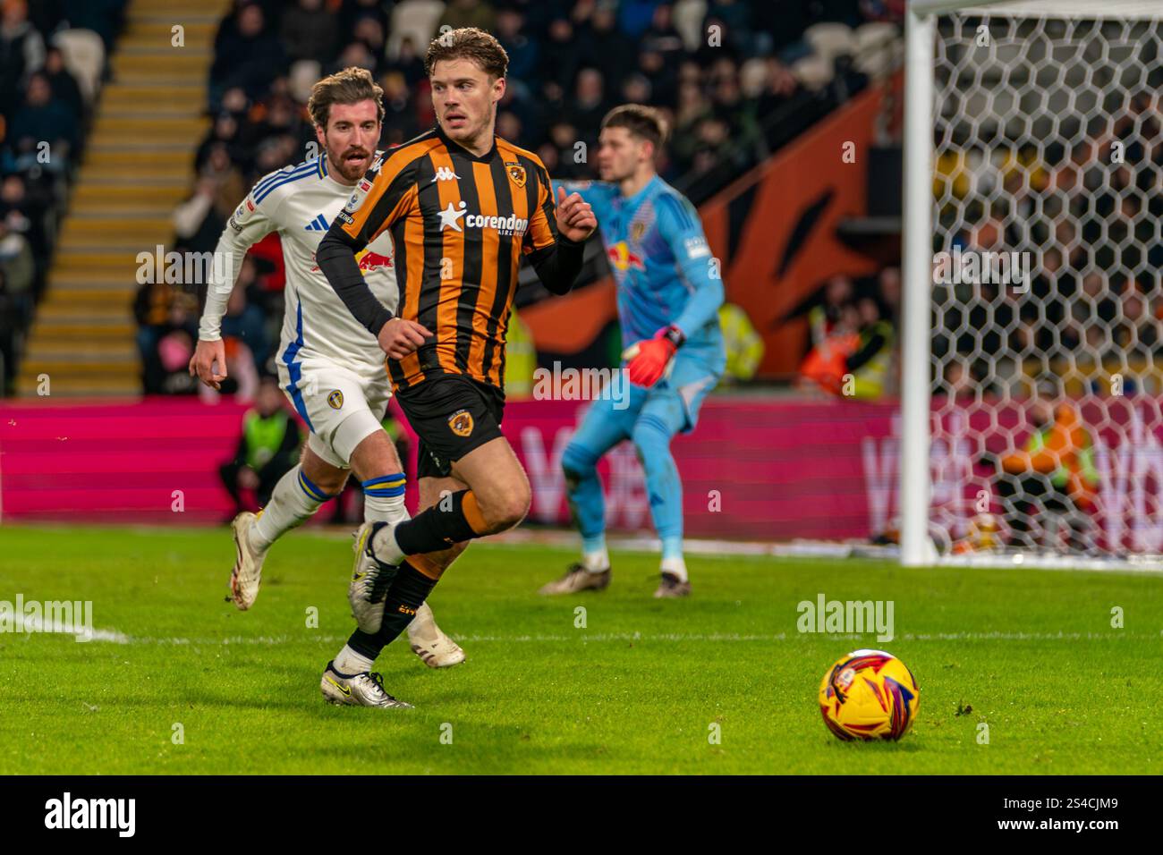 HULL, UK. 4th January 2025. EFL Championship Football League: Hull City ...
