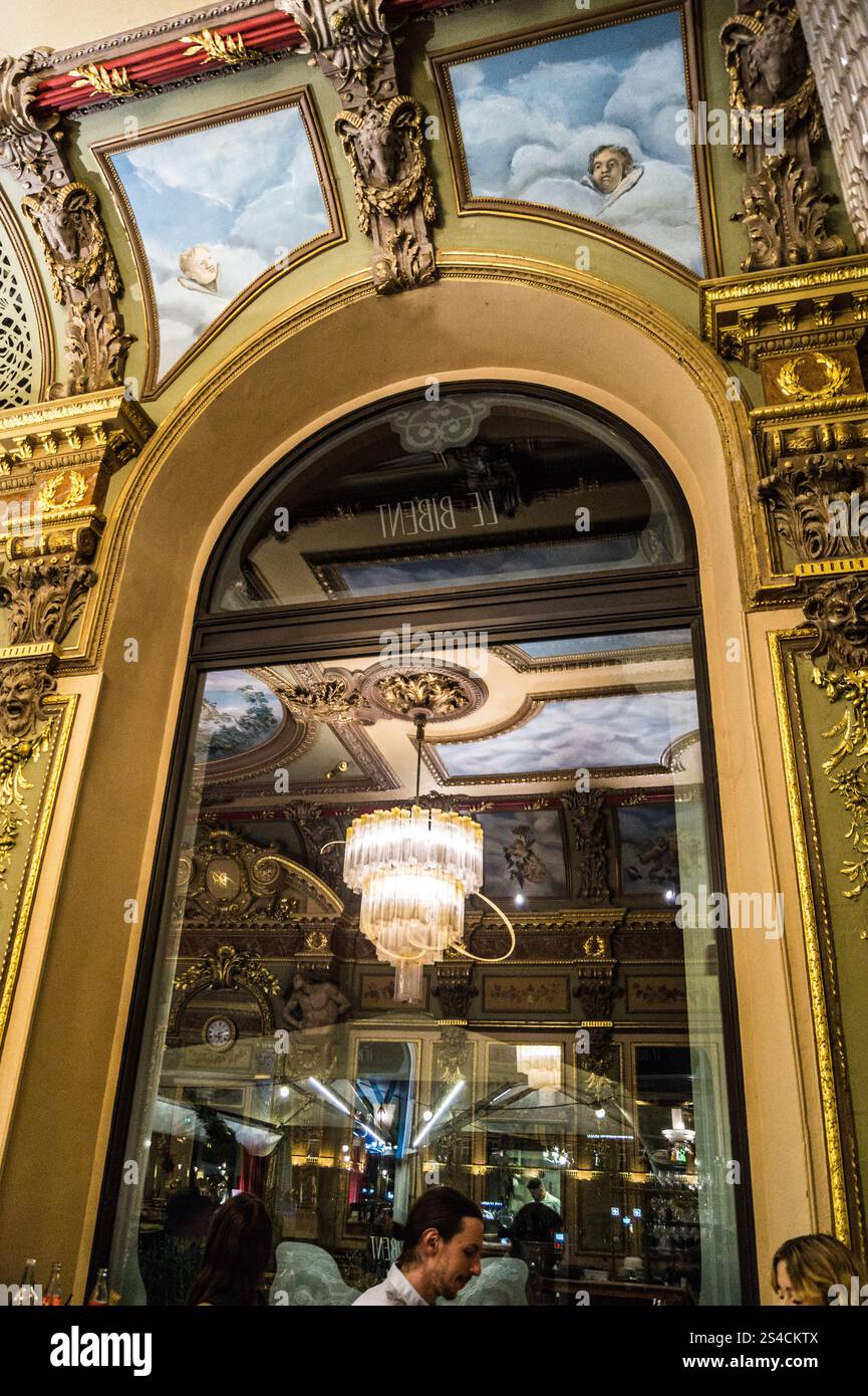 Le Bibent cafe bar, Toulouse, Haute-Garonne, Occitanie, France Stock ...