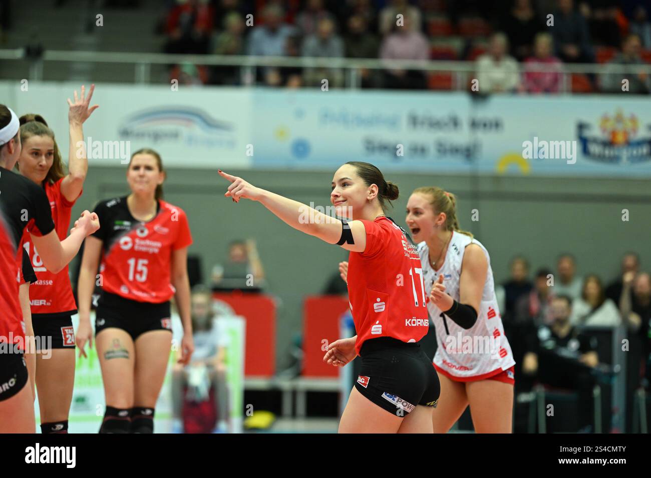 Lorena Lorber Fijok (Dresdner SC, #17) Dresdner SC vs. Allianz MTV ...